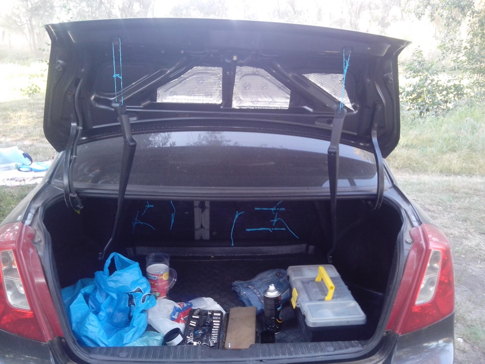 Покрасил поводки дворников — Chevrolet Lacetti Sedan, 1,6 л, 2005 года ...