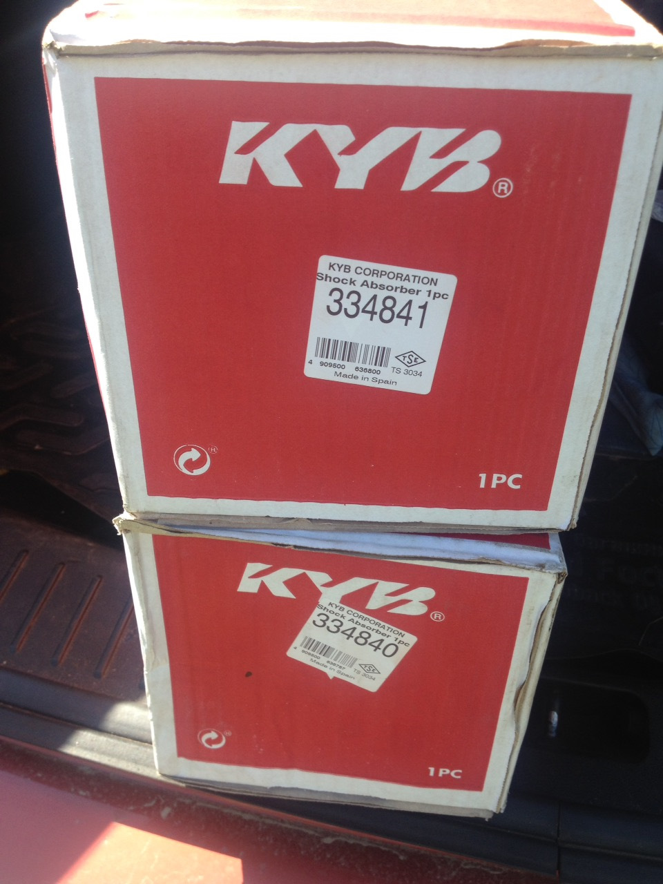 Замена передних аммортизаторов . — Ford Focus Hatchback II, 1,8 л, 2006 ...