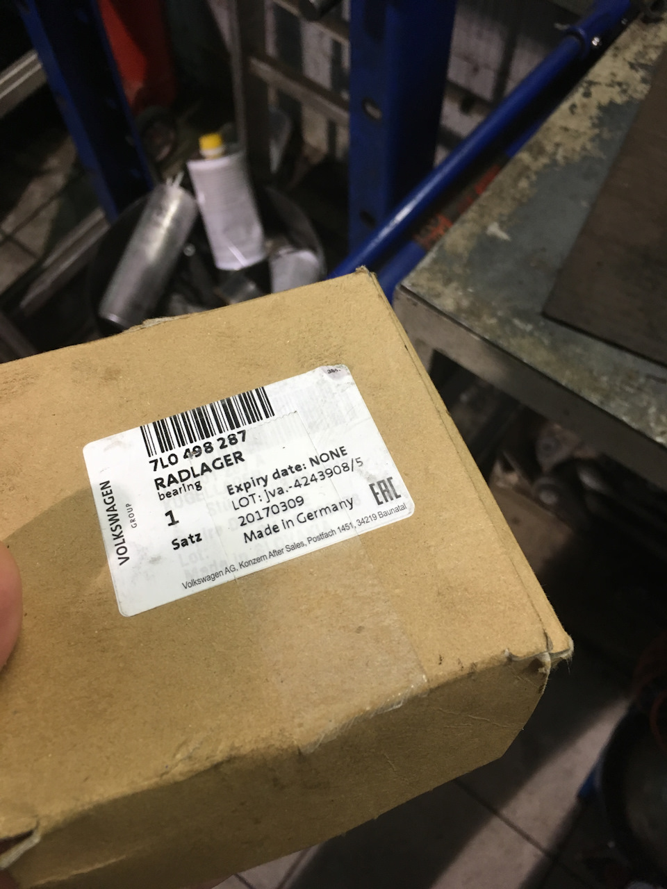 7L0498287 Подшипник, ступица и монтажные VAG | Запчасти на DRIVE2