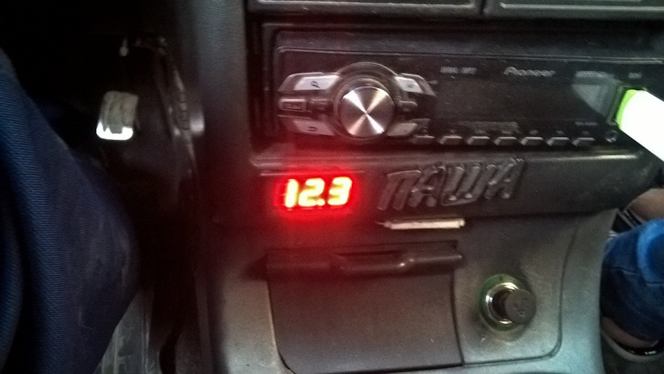 Китайский Вольтметр с ремоутом — Lada 21100, 1,5 л, 1997 года ...