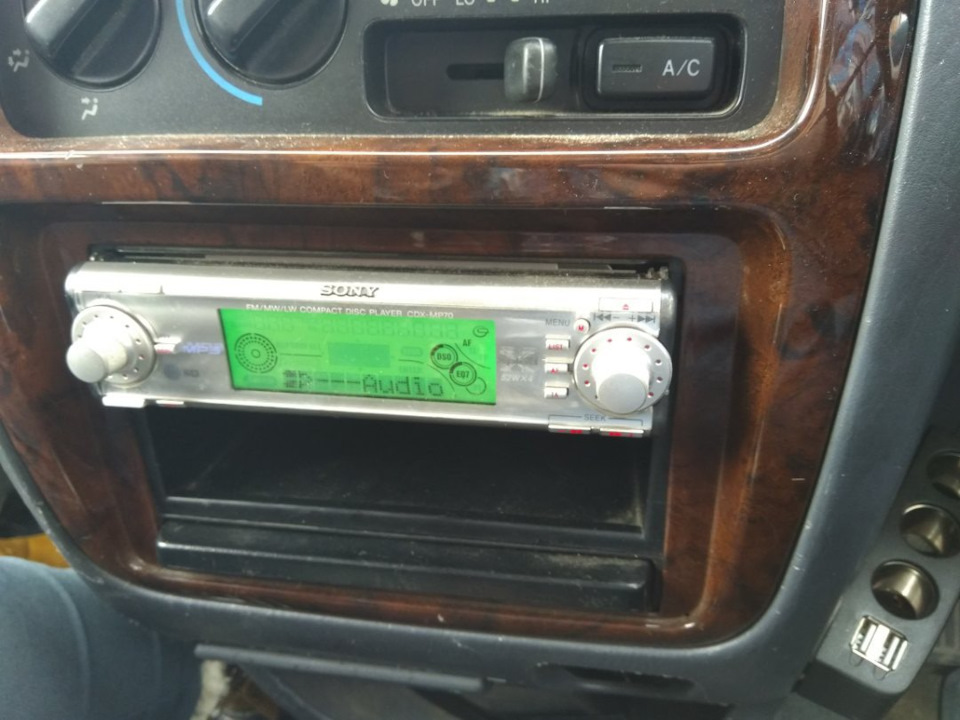 Музыку в БУС — Toyota Town Ace Noah, 2,2 л, 1998 года | автозвук | DRIVE2