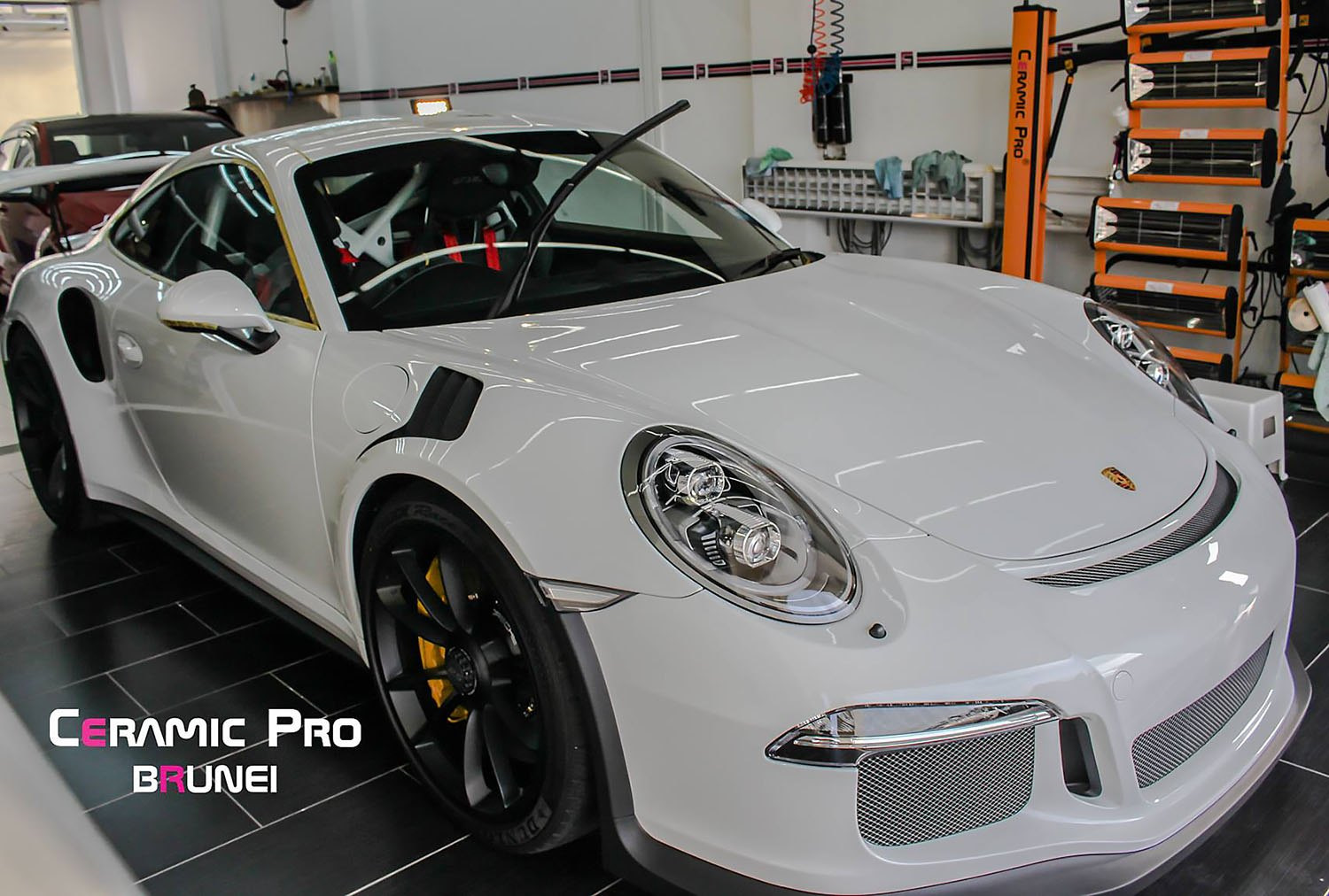 Ceramic Pro и высокая степень защиты для автомобиля Porsche 911 GT3 RS — CeramicPro Ural на DRIVE2