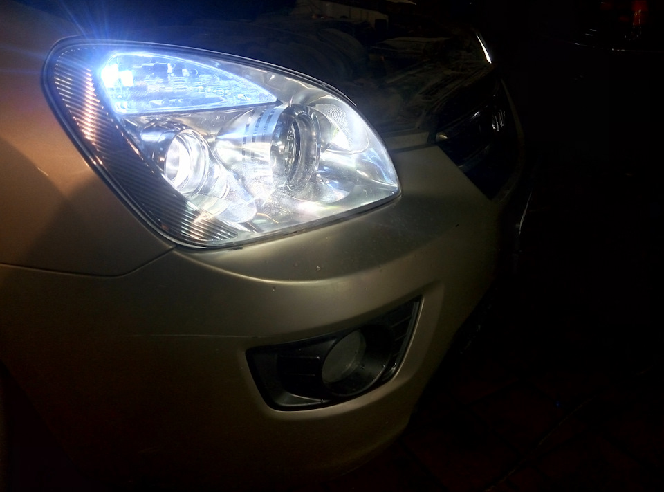Ходовые огни (диодные) в поворотники, и поворотники. — KIA Carens III ...