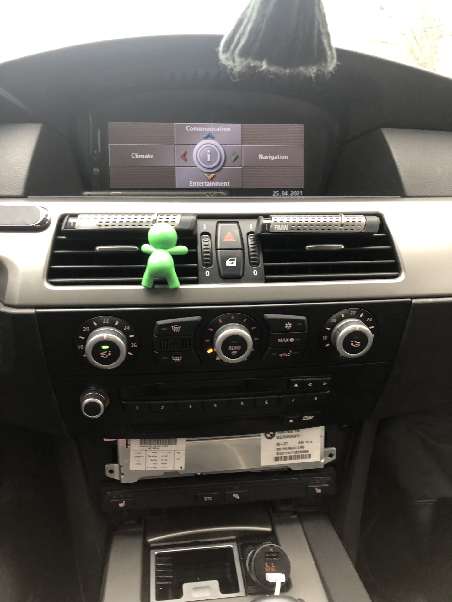 Logic 7 🔊🎶 — BMW 5 series (E60), 2,5 л, 2005 года | автозвук | DRIVE2