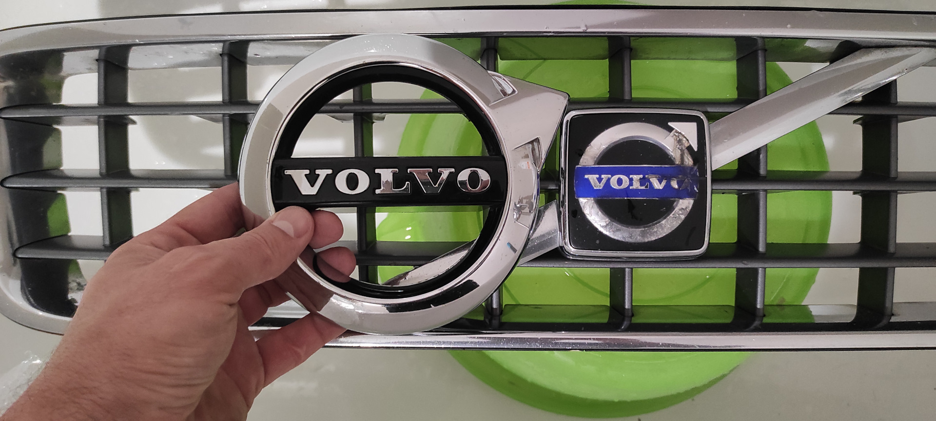 Эмблема VOLVO XC90 большая — Volvo XC90 (1G), 2,4 л, 2008 года ...