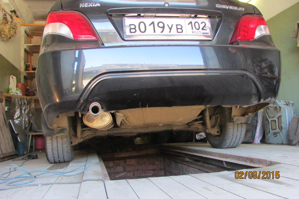 Странные натёки. — Daewoo Nexia (N150), 1,5 л, 2011 года | наблюдение | DRIVE2