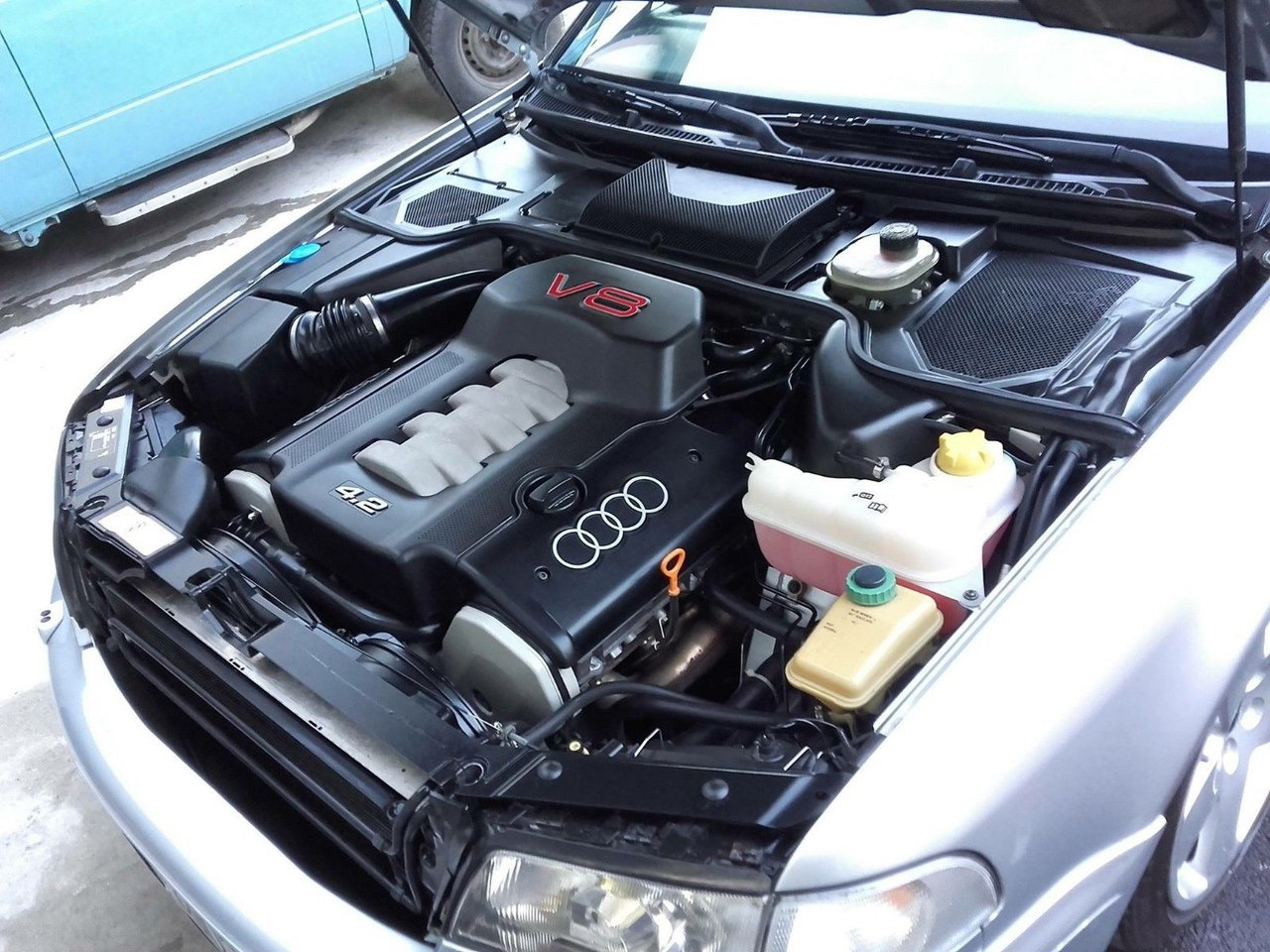 1998 Audi S8 D2 — DRIVE2