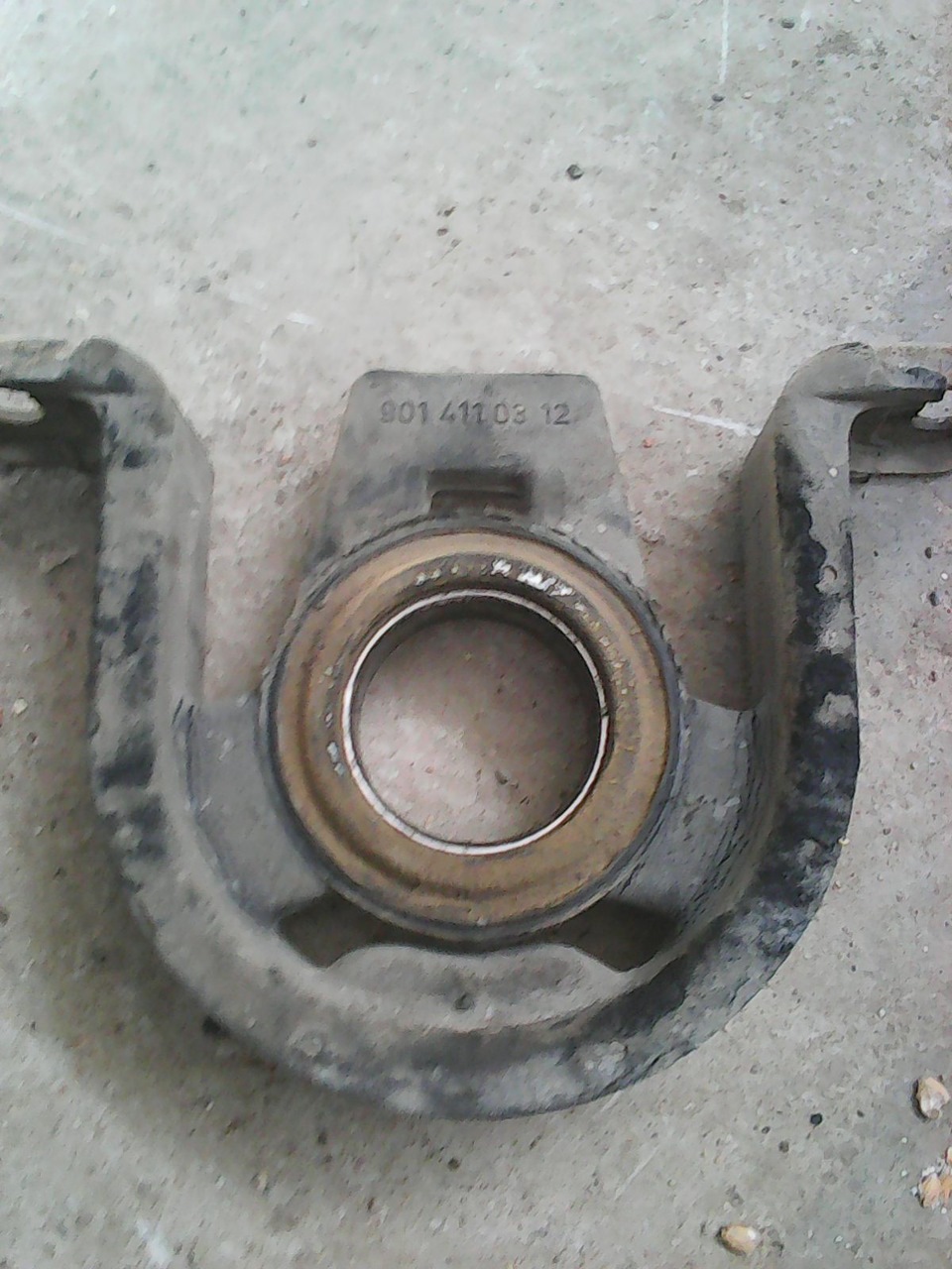 замена подвесного подшипника — Mercedes-Benz Sprinter (1G), 2,5 л, 1996 ...