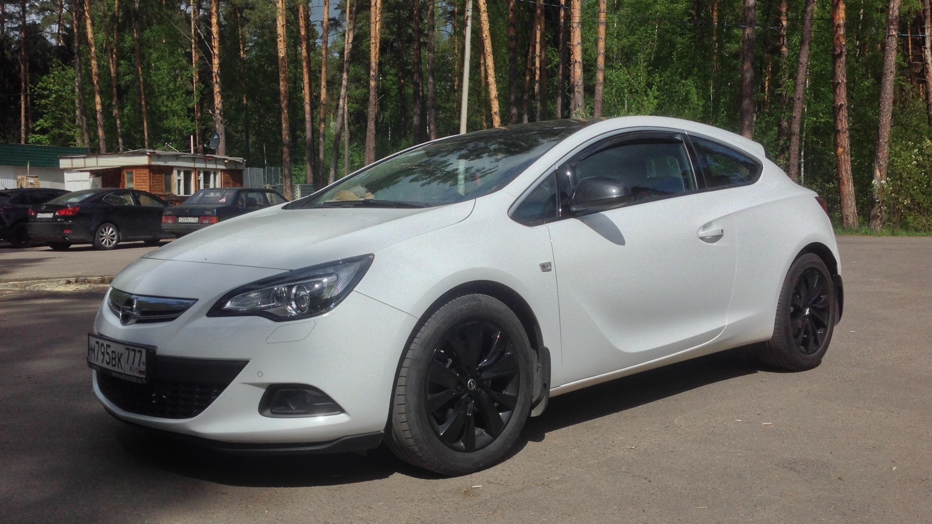 Opel Astra J GTC 2.0 бензиновый 2013 | 2.0 дизель power на DRIVE2