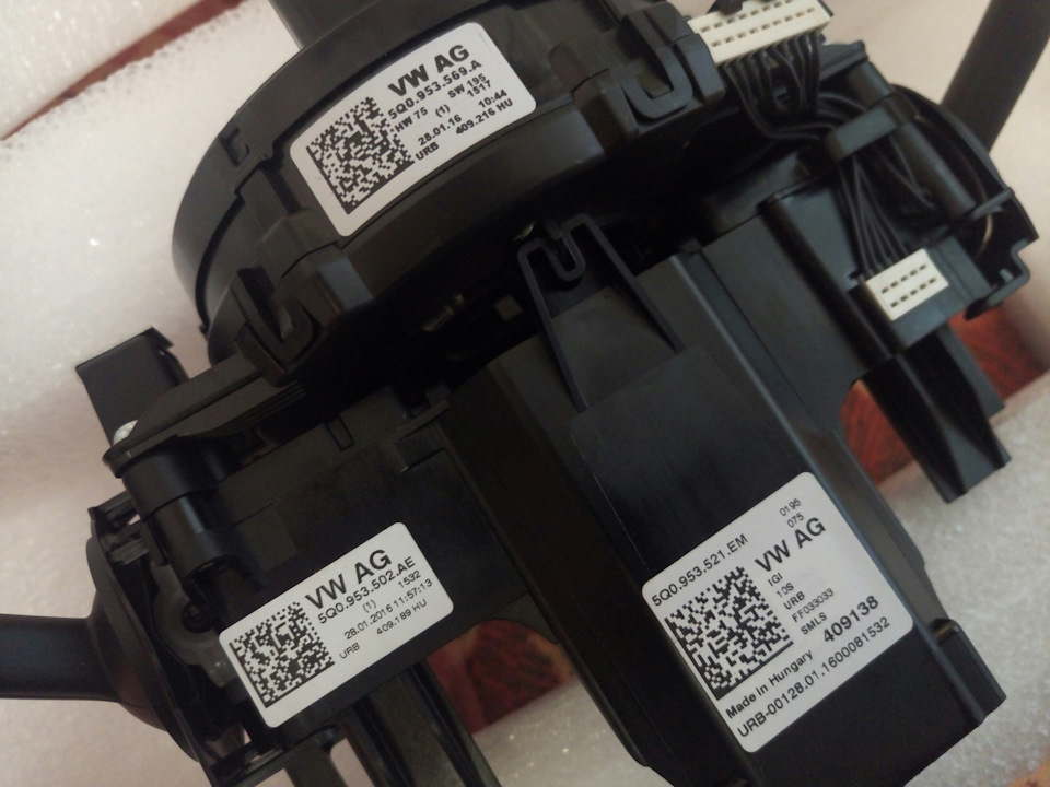 5Q0953569A Шлейф ленточный подрулевой комбинации VAG | Запчасти на DRIVE2