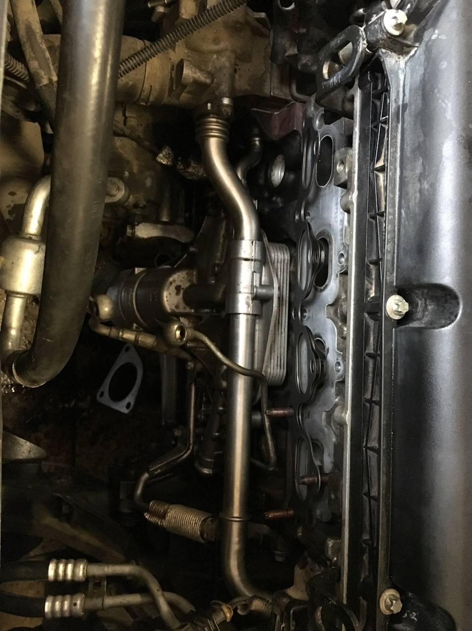 Запах выхлопных после замены прокладок теплообменника — Opel Astra J, 1 ...