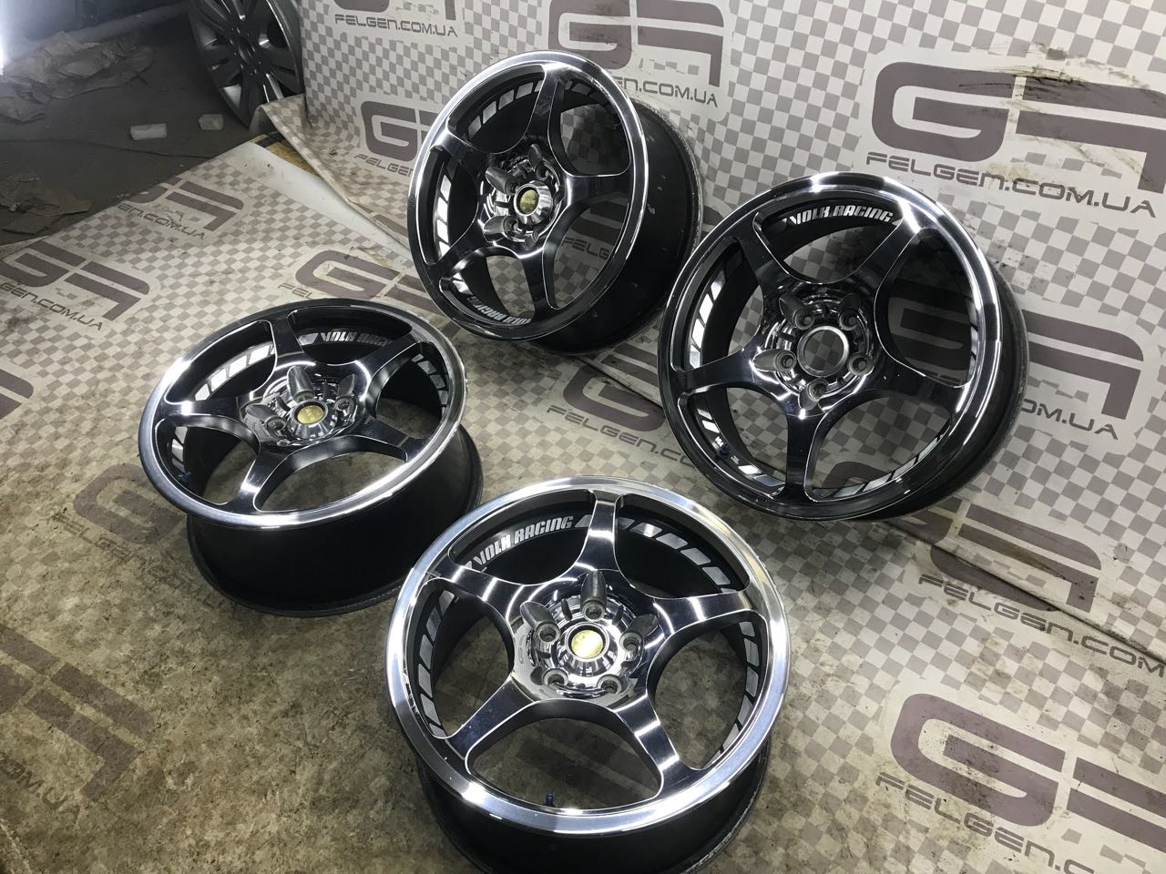 Комплект редкой японской ковки Volk Rays Challenge 18 5x114.3! — G ...