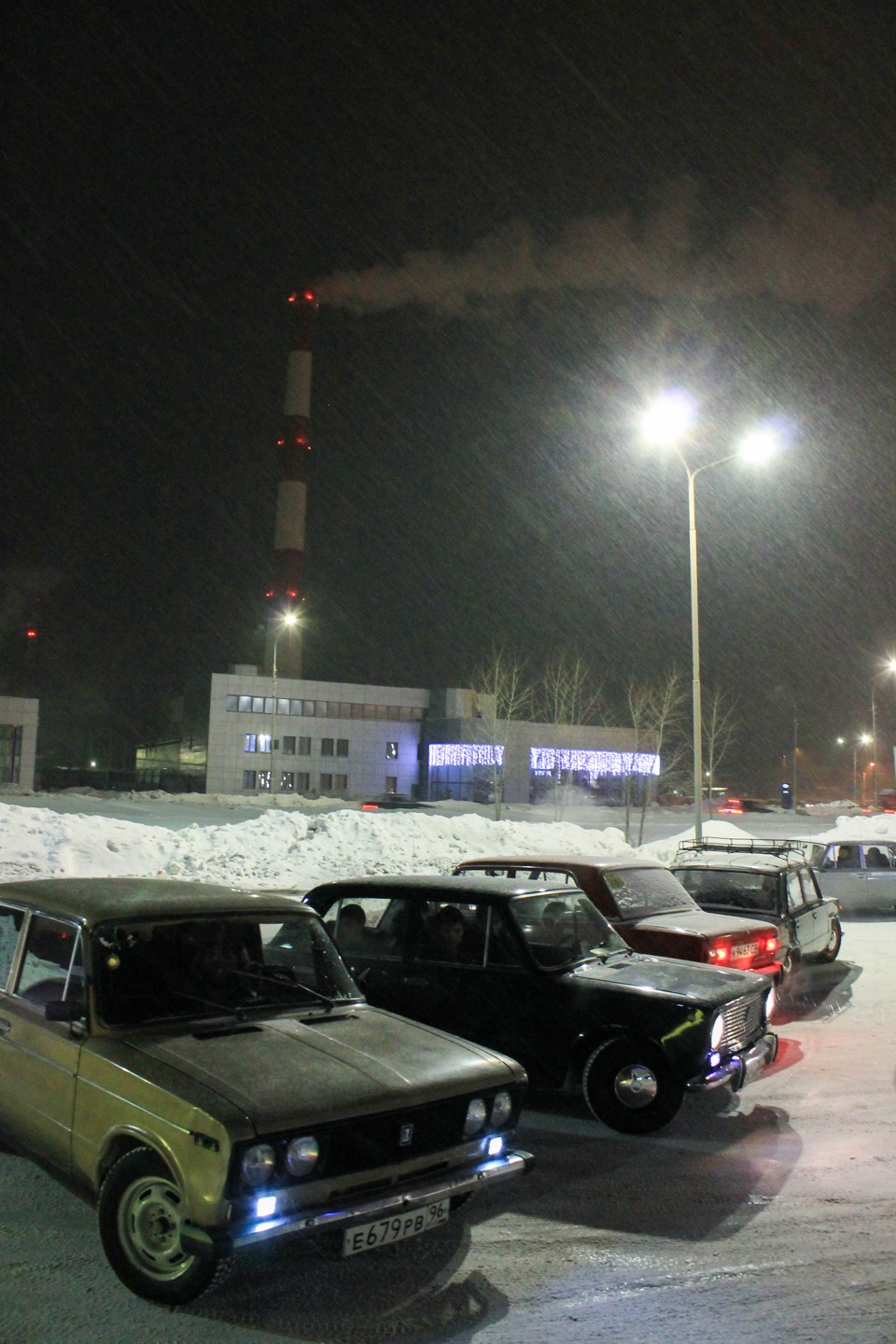 Встреча "The Lowered Cars" — Lada 2106, 1,5 л, 1977 года | покатушки ...