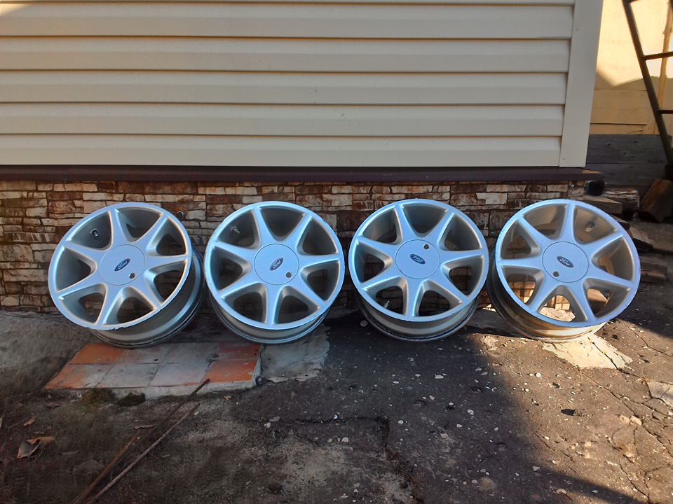 Куплены Ronal Centra 17 — Ford Mondeo II, 2 л, 1997 года | колёсные ...