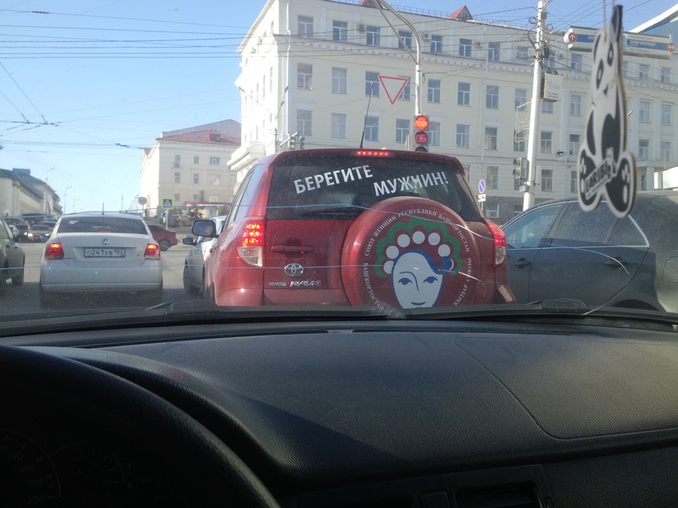 Уфимские женщины удивляют)))) — Lada Приора седан, 1,6 л, 2007 года ...