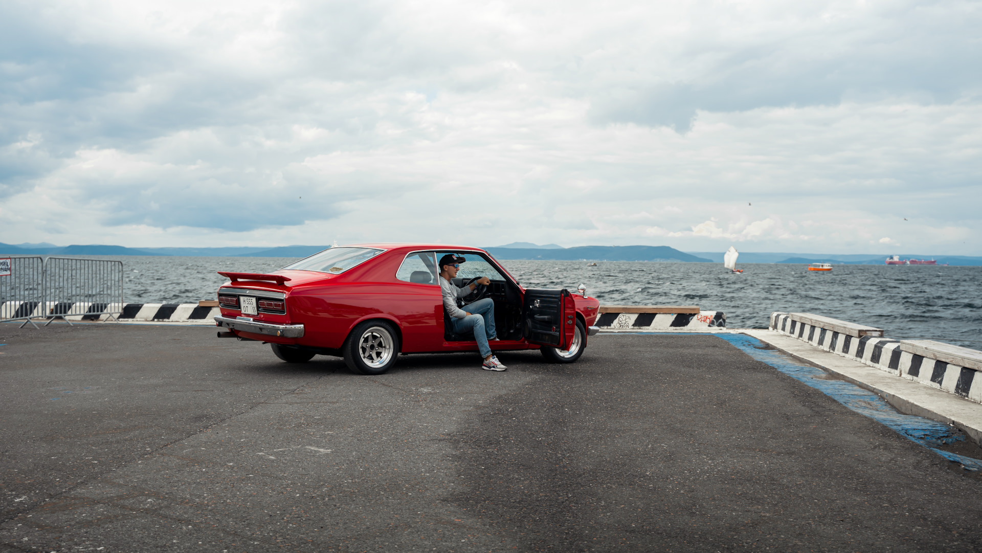 Фотосессия. Часть 4. Nissan Family. — Nissan Laurel (C30), 2 л, 1972 ...
