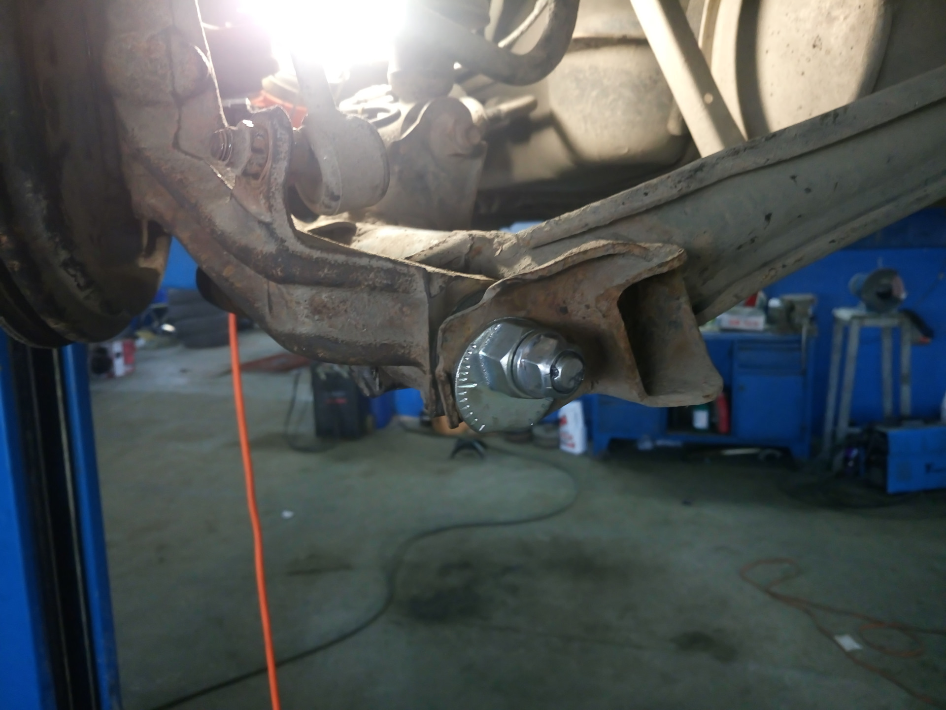 Шкворни — 3 — Toyota Celica (230), 1,8 л, 2002 года | запчасти | DRIVE2