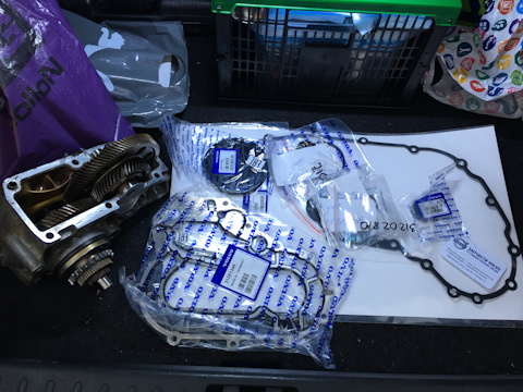 31251345 Прокладка крышки привода грм Volvo | Запчасти на DRIVE2