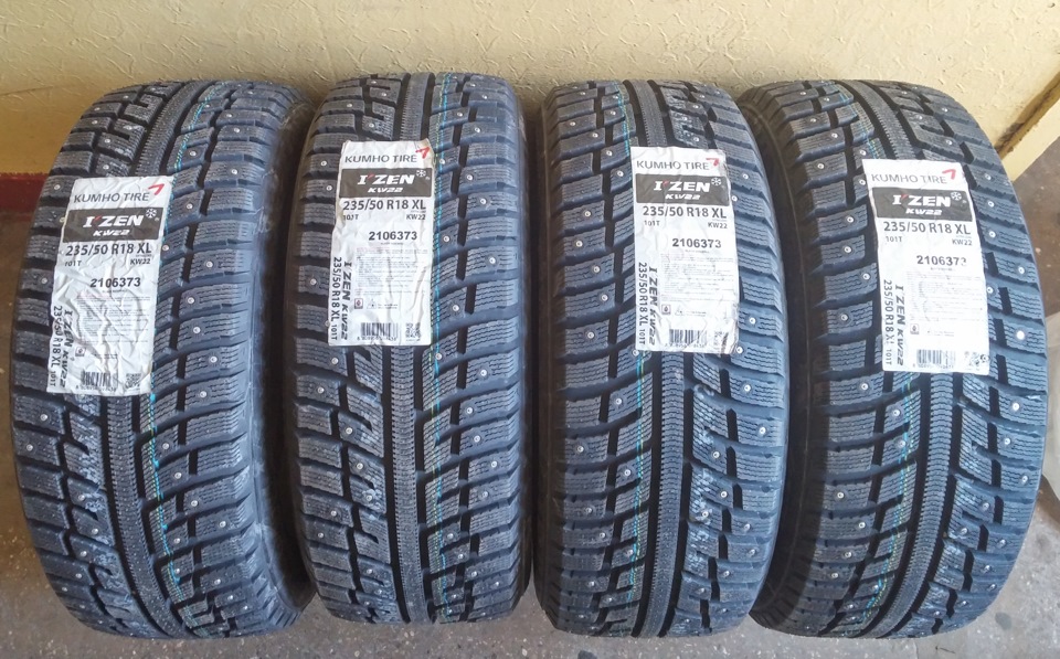 Зимняя резина Kumho I'Zen KW22 235/50 R18 — Infiniti G25, 2,5 л, 2013 ...