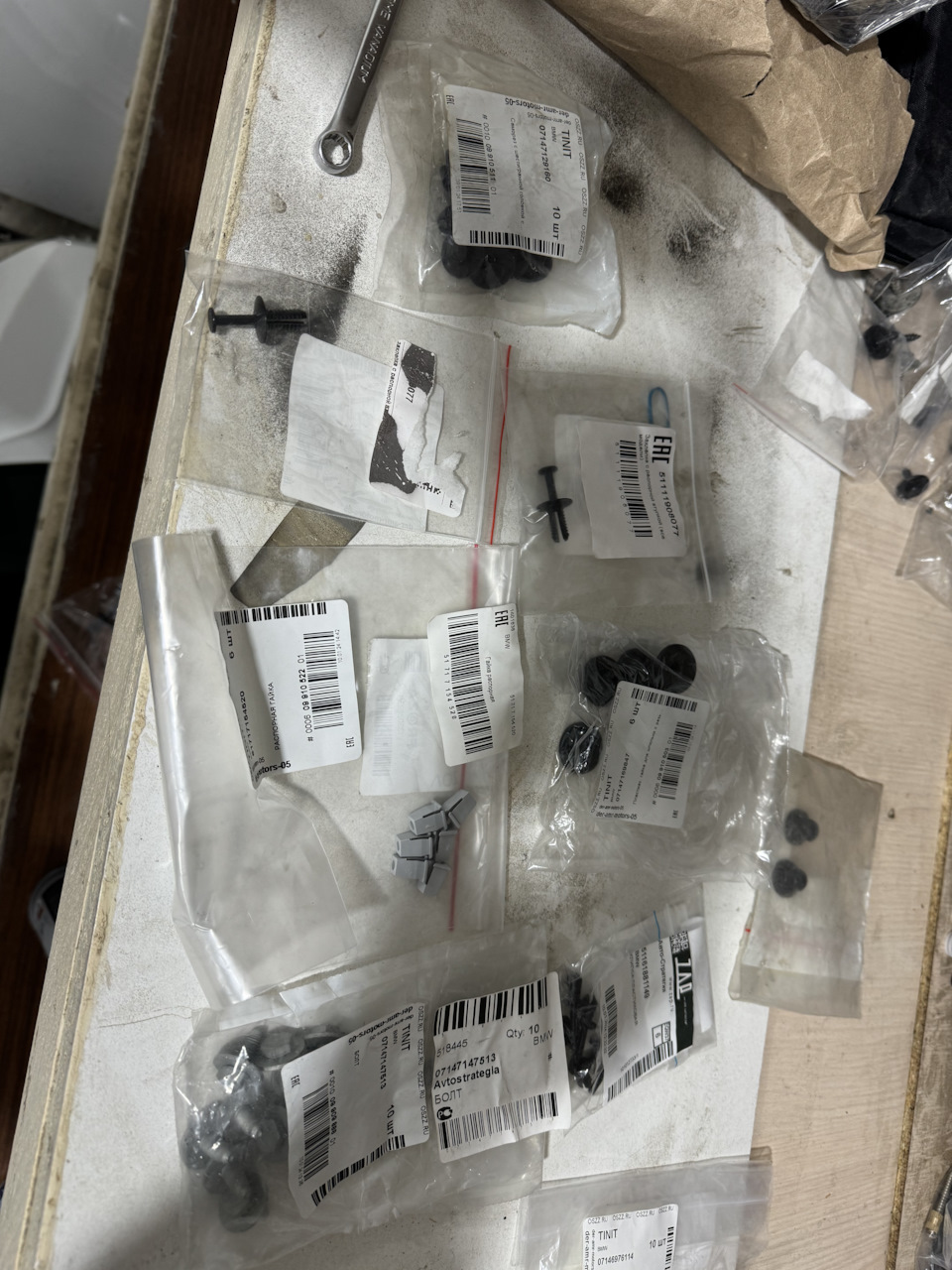 07147147513 Болт с шестигранной головой с шайбой BMW | Запчасти на DRIVE2