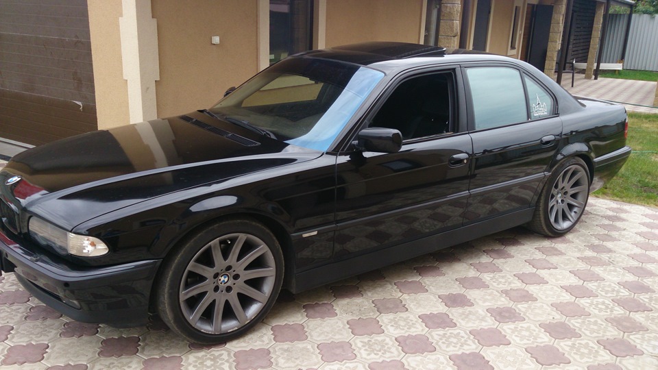 Eibach на своём месте))) — BMW 7 series (E38), 3 л, 1999 года | стайлинг | DRIVE2