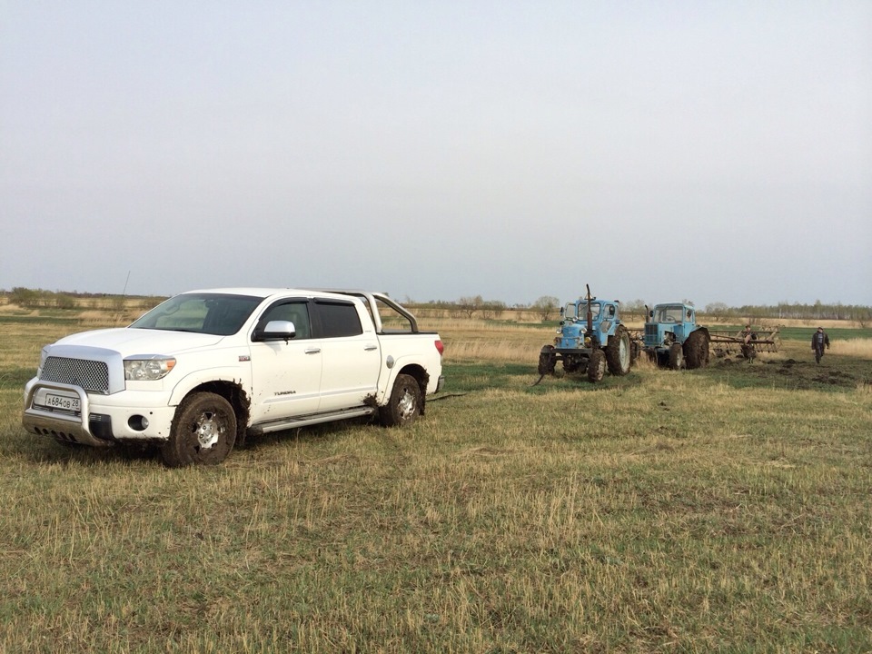 .Тундряха спешит на помощь — Toyota Tundra (II), 5,7 л, 2008 года ...