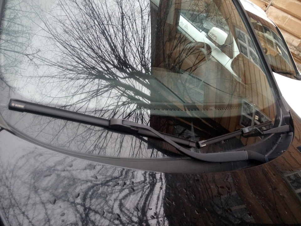 Щетки стеклоочистителя Bosch aero twin — KIA Sorento (2G), 2,2 л, 2011 ...