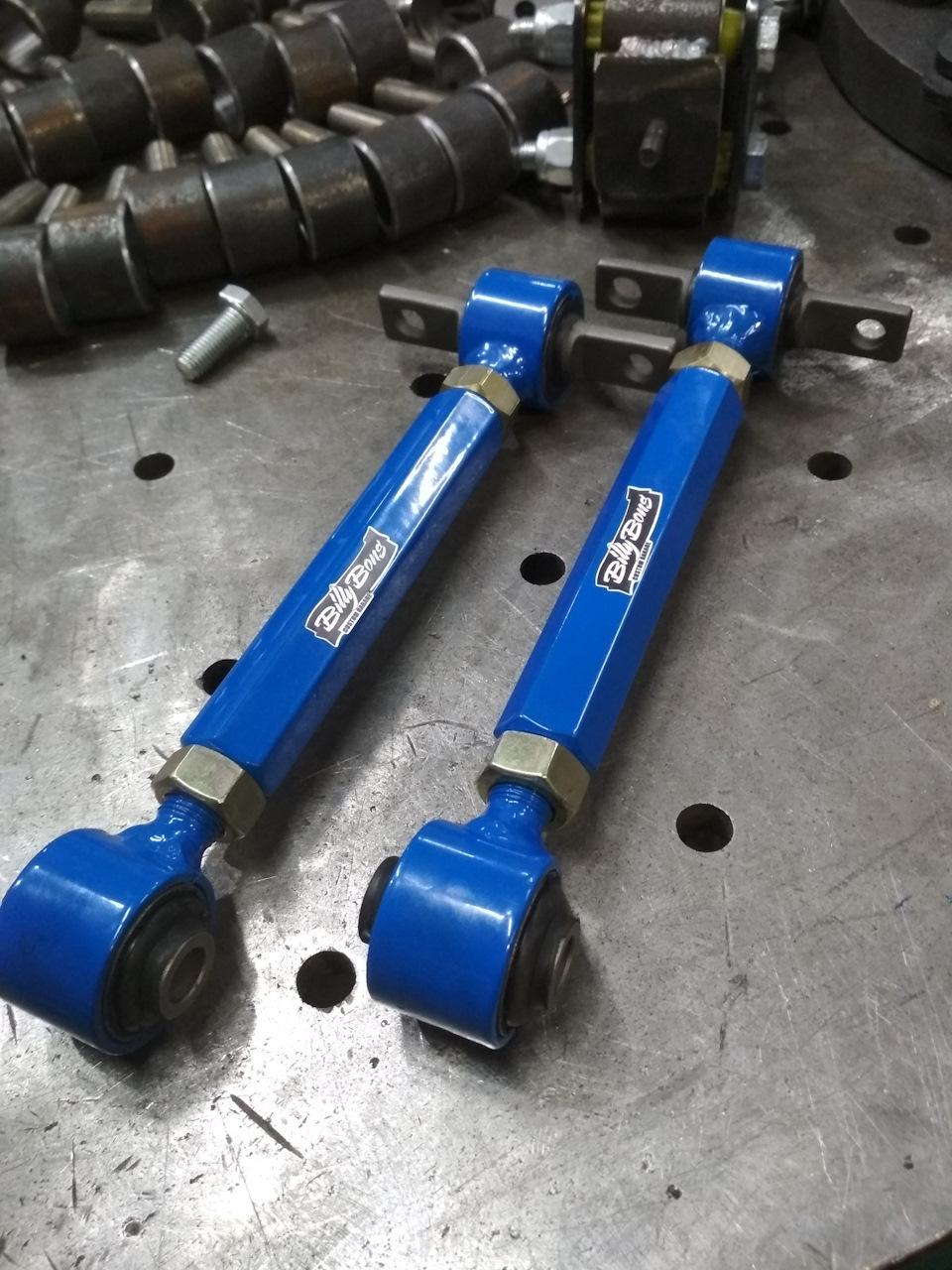 Развальные рычаги — Volvo S40 (1G), 1,8 л, 2004 года | тюнинг | DRIVE2