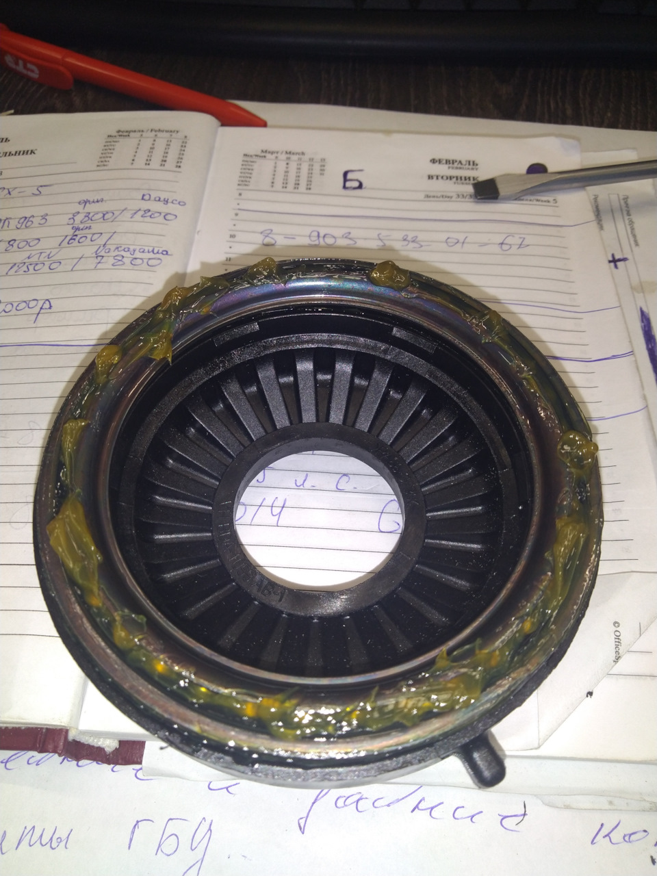 Замена передних амортизационных стоек ч.2 — Volvo S40 (2G), 2,4 л, 2007 ...