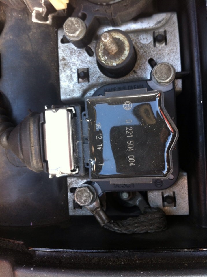 Не мог открыть капот — BMW 5 series (E39), 2 л, 1999 года | прикол | DRIVE2