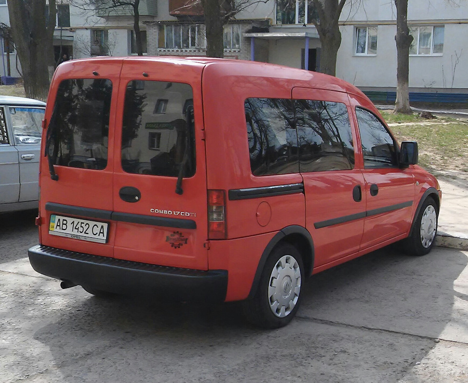 Combo продан под звуки хлещущей соляры — Opel Combo C, 1,7 л, 2005 года ...