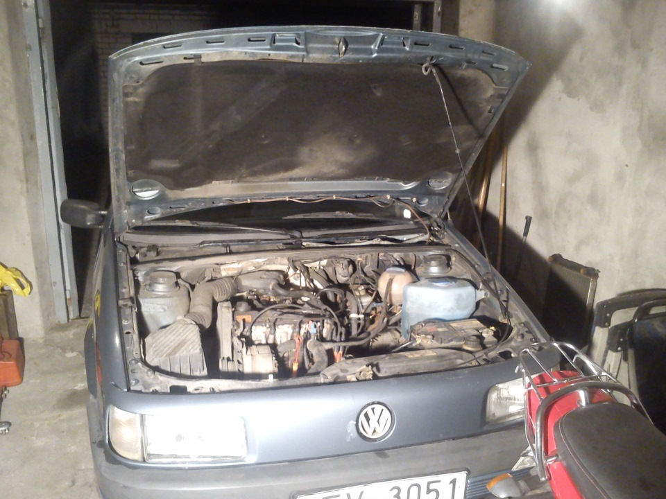 Трос акселератора — Volkswagen Passat Variant (B3), 1,8 л, 1990 года ...