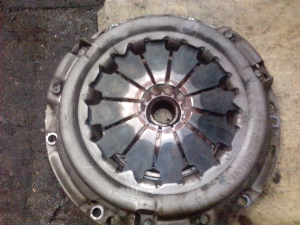 Большое ТО: диск сцепления, задний сальник коленвала и т. д. — Toyota ...