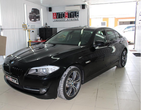 BMW 528d — полировка кузова и салонного пластика — AvtoStyle на DRIVE2