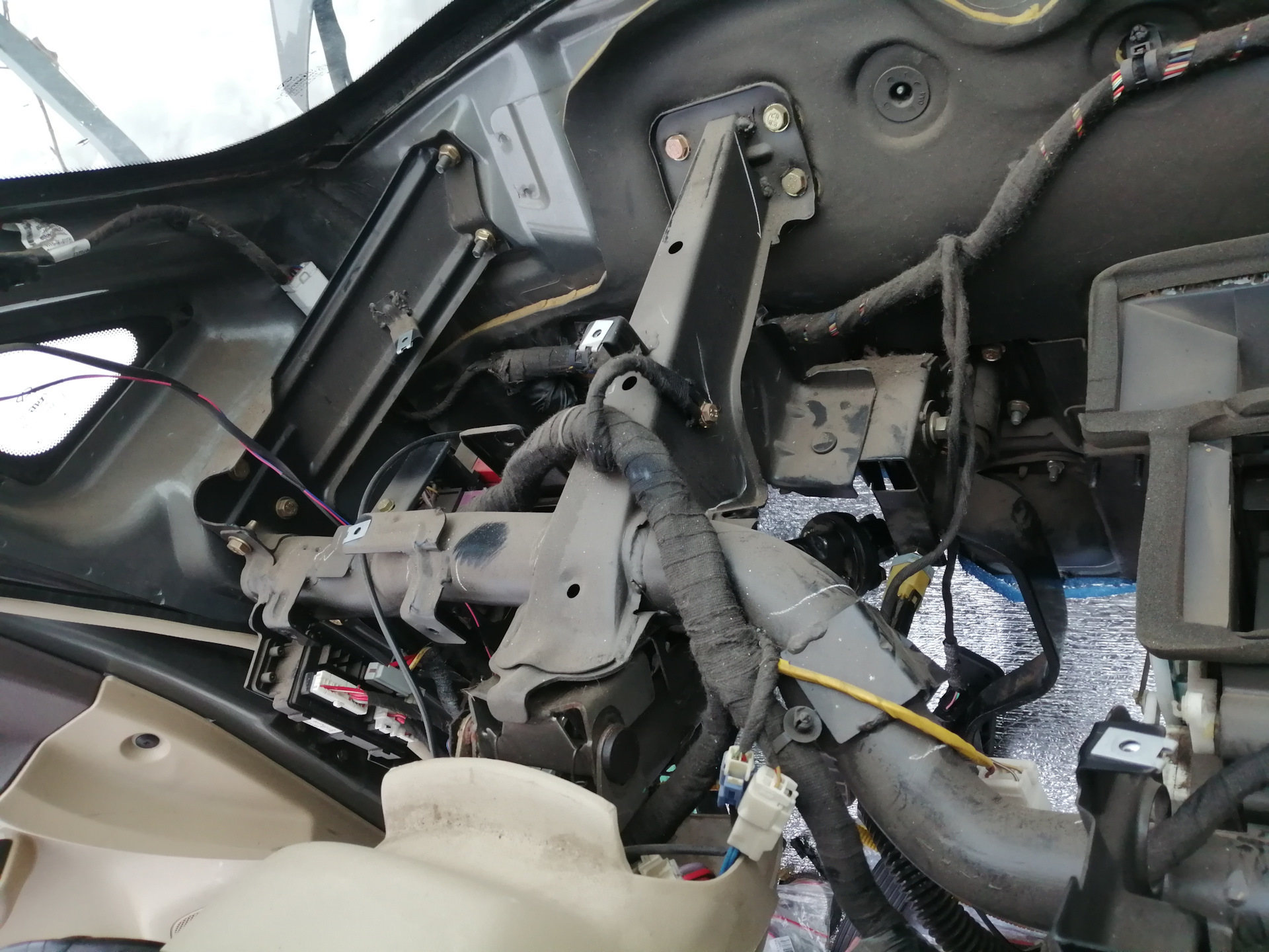 Штекер дроссельной заслонки — Chery CrossEastar, 2 л, 2009 года ...
