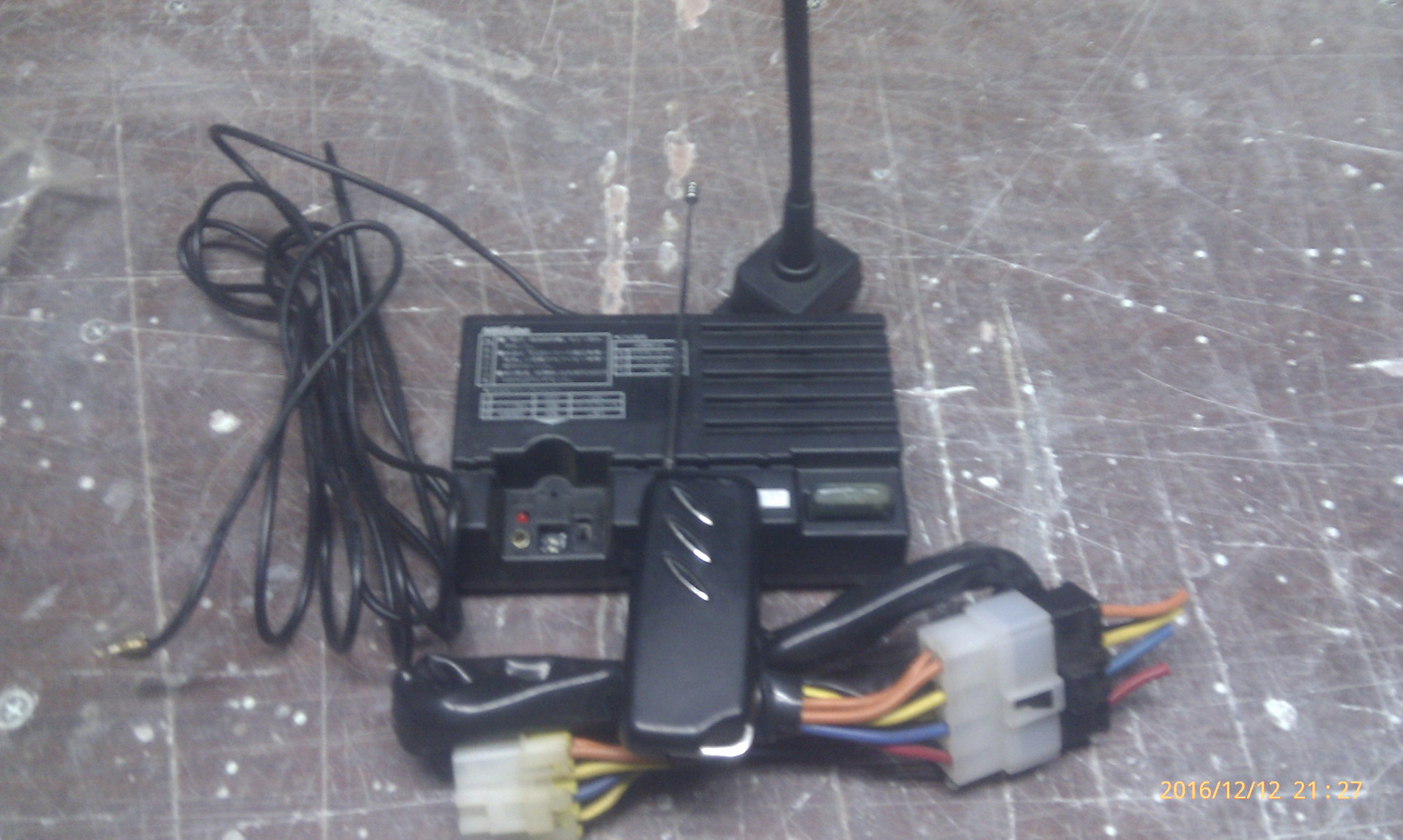 Найденный в "закромах" девайс из Японии.) — Toyota bB (NCP30), 1,5 л ...