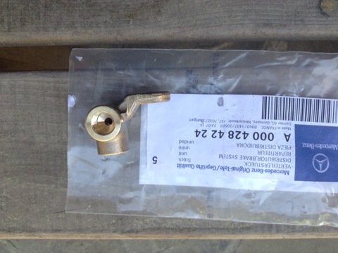 A0004284224 Распередитель тормозной жидкости Mercedes | Запчасти на DRIVE2