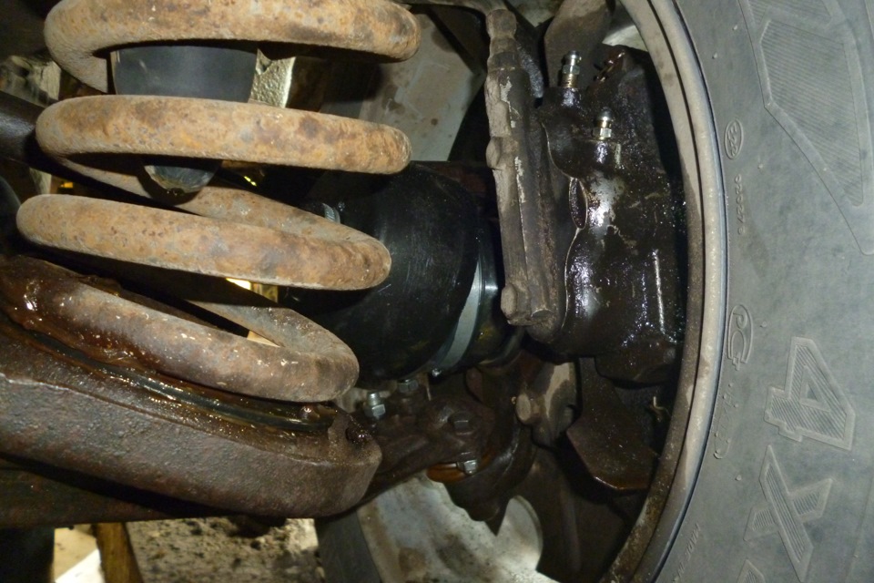 Подвеска передка закончена. — Chevrolet Niva (1G), 1,7 л, 2004 года ...