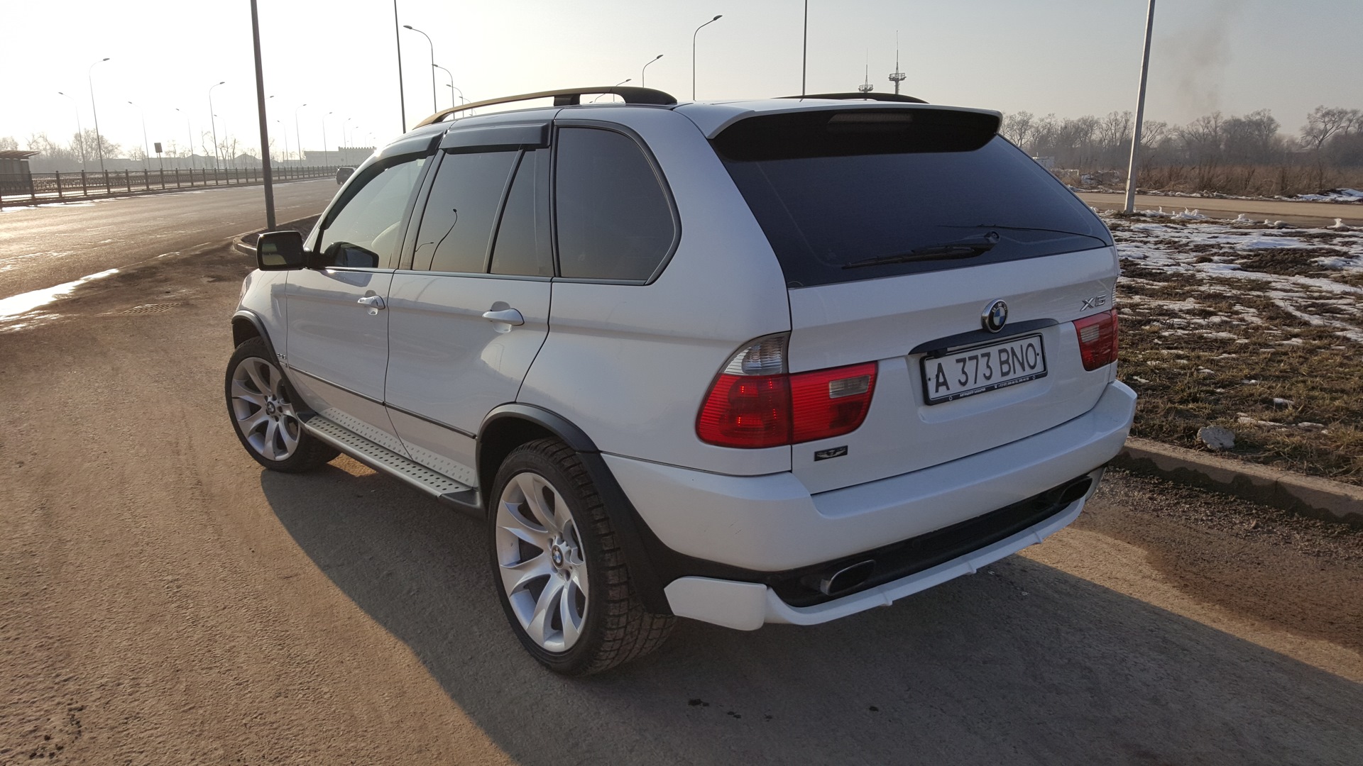 сегодня решил сделать пару снимков. и поделиться — BMW X5 (E53), 4,8 л, 2005 года | фотография ...