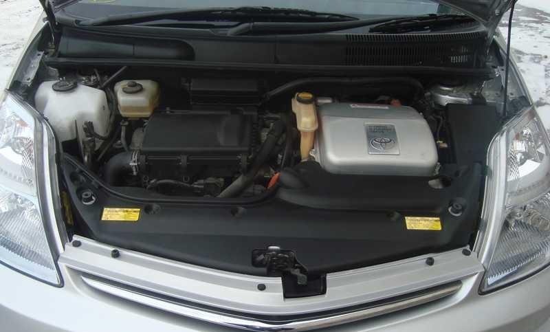 Защита радиатора (двигателя). Видео — Toyota Prius (20), 1,5 л, 2007 ...