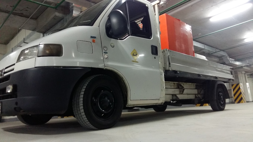 Куплю колпаки на Sprinter & Lt r15 — Peugeot Boxer (1G), 2,5 л, 1998 ...