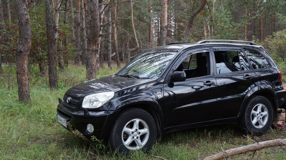 Toyota RAV4 (II) 2.0 бензиновый 2004 | 4x4 на DRIVE2
