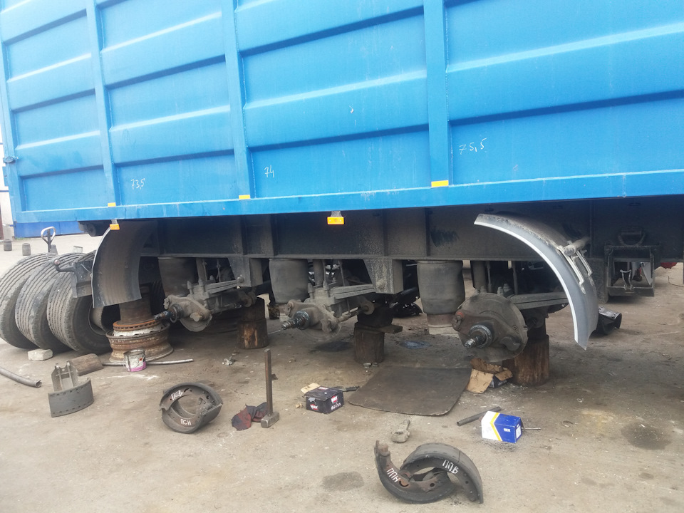 Забрал прицеп с ремонта — DAF XF95 380, 9,9 л, 2002 года | визит на ...