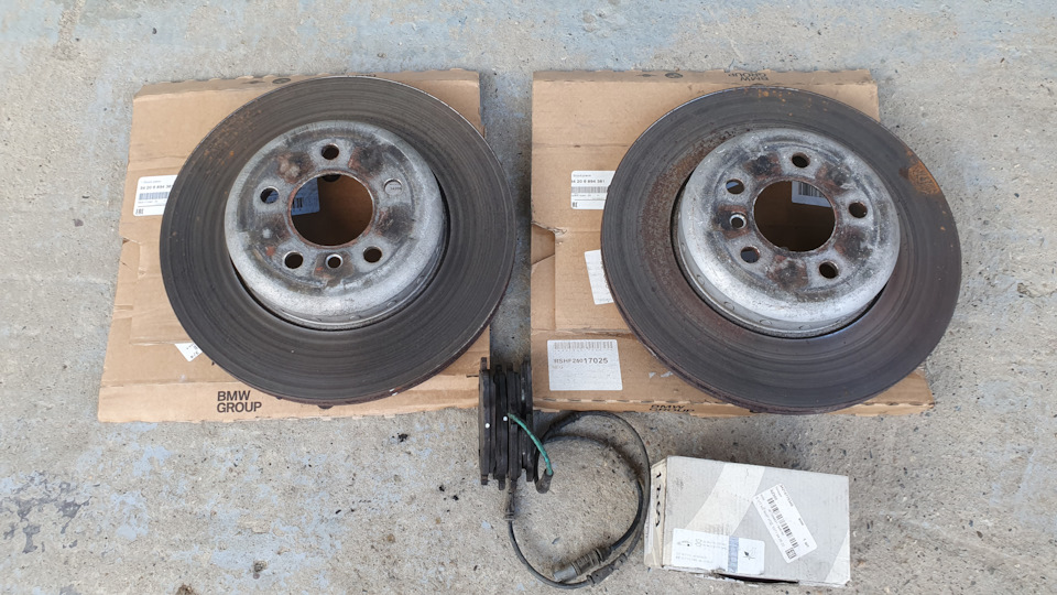 Тормозные диски задние на BMW 5 series (F10), BMW 5 series Touring (F11 ...