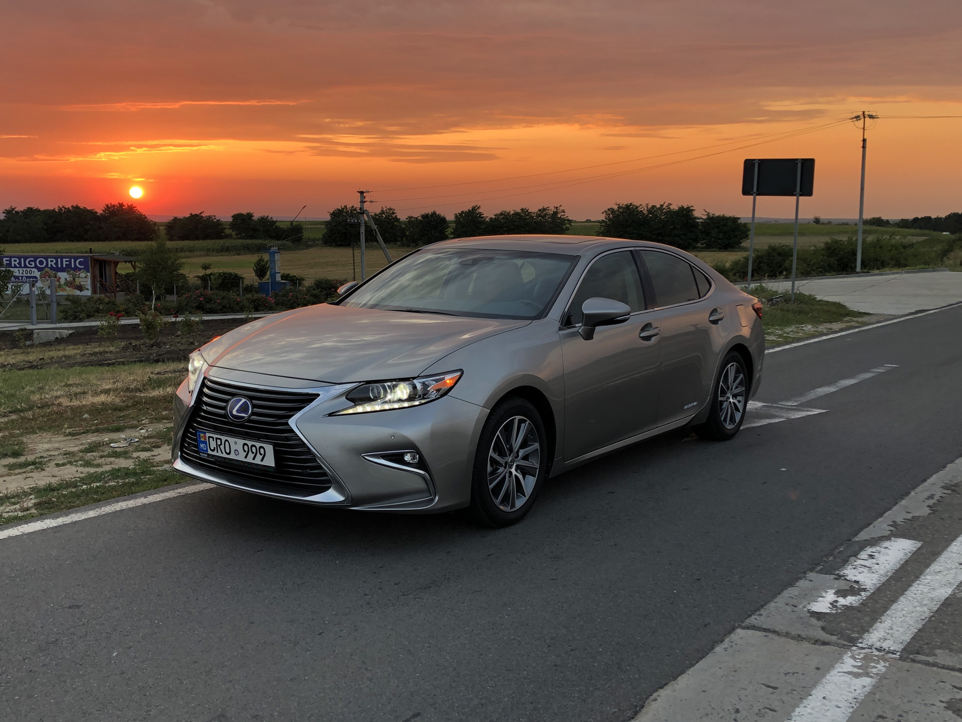 На Берлин! :) — Lexus ES 300h (XV60), 2,5 л, 2016 года | путешествие | DRIVE2