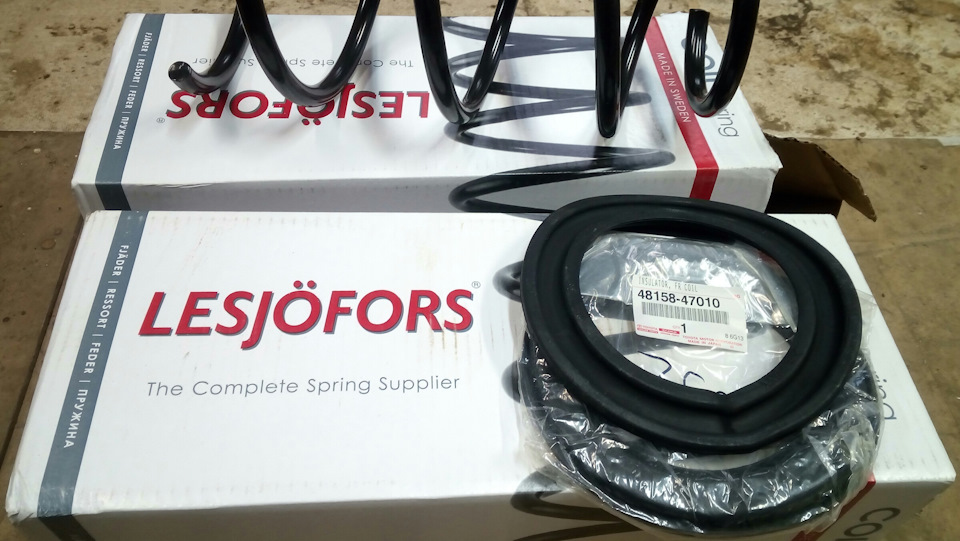 Замена передних пружин — Toyota Avensis II, 2,4 л, 2006 года | поломка ...