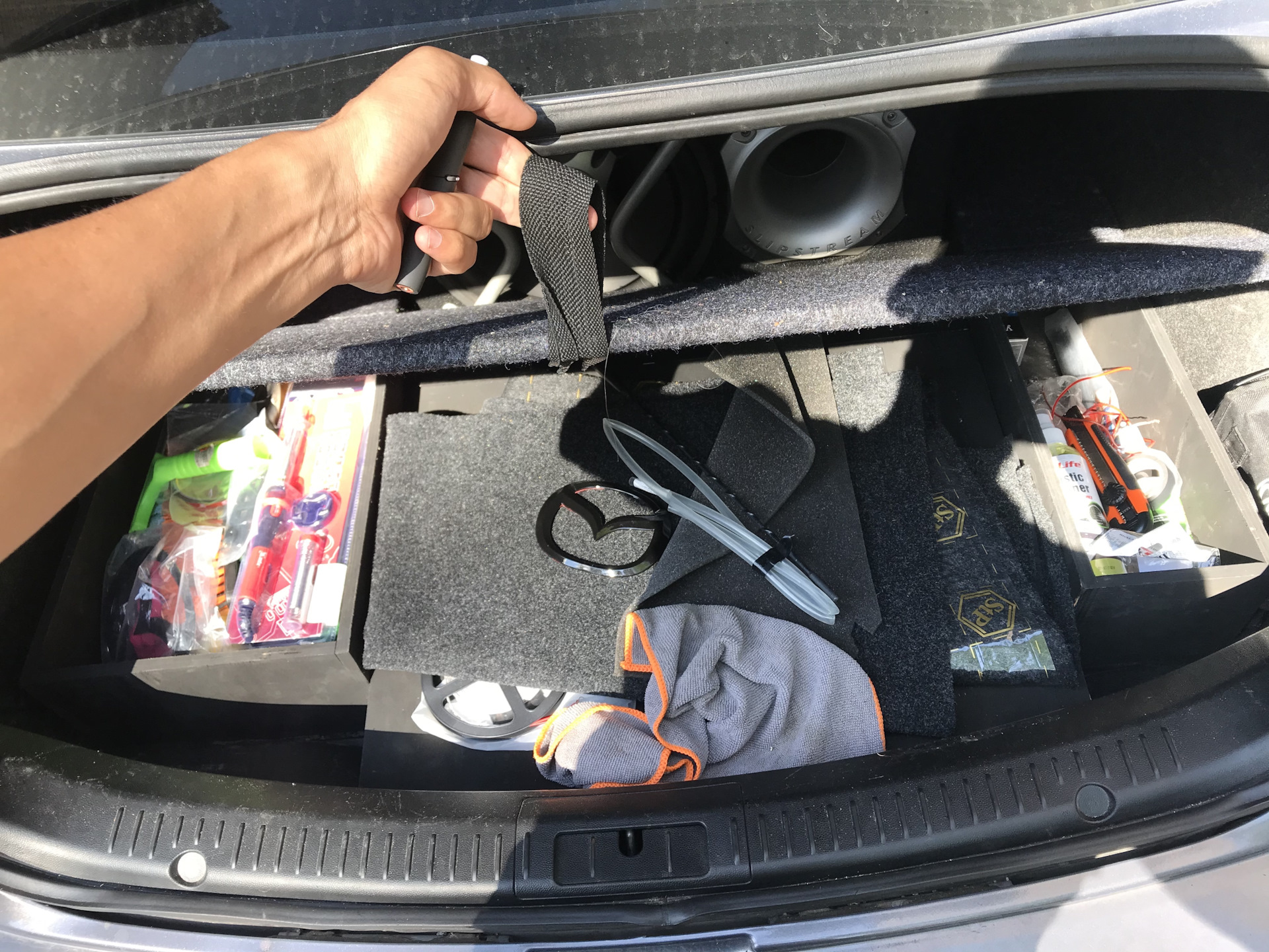 ГУ Pioneer AVH-Z9100BT + Infinity 5350A + перед HERTZ ESK165.5 L, зад ...