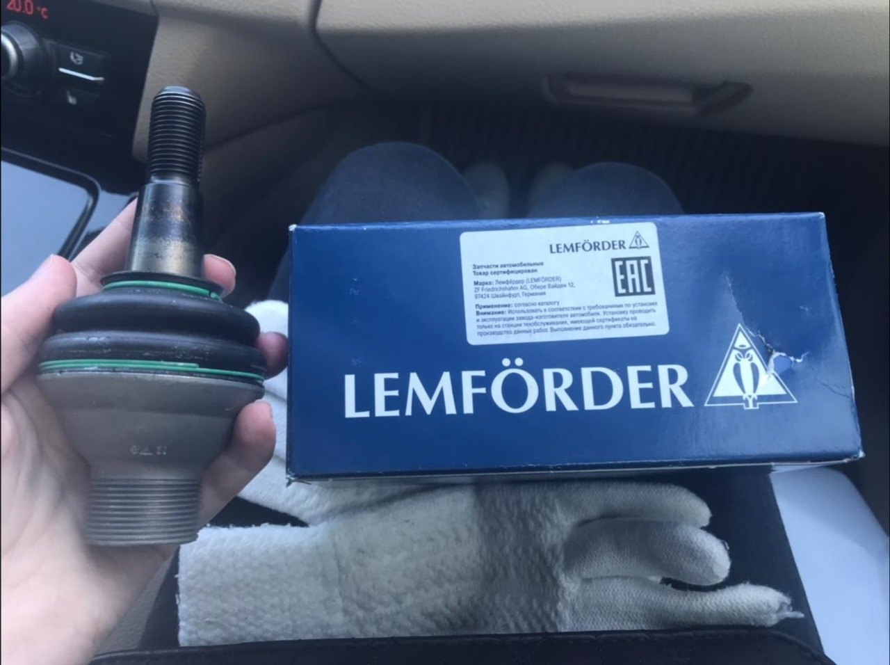 Замена шаровой и нагреватель ной трубки — BMW 5 series (F10), 3 л, 2012 ...