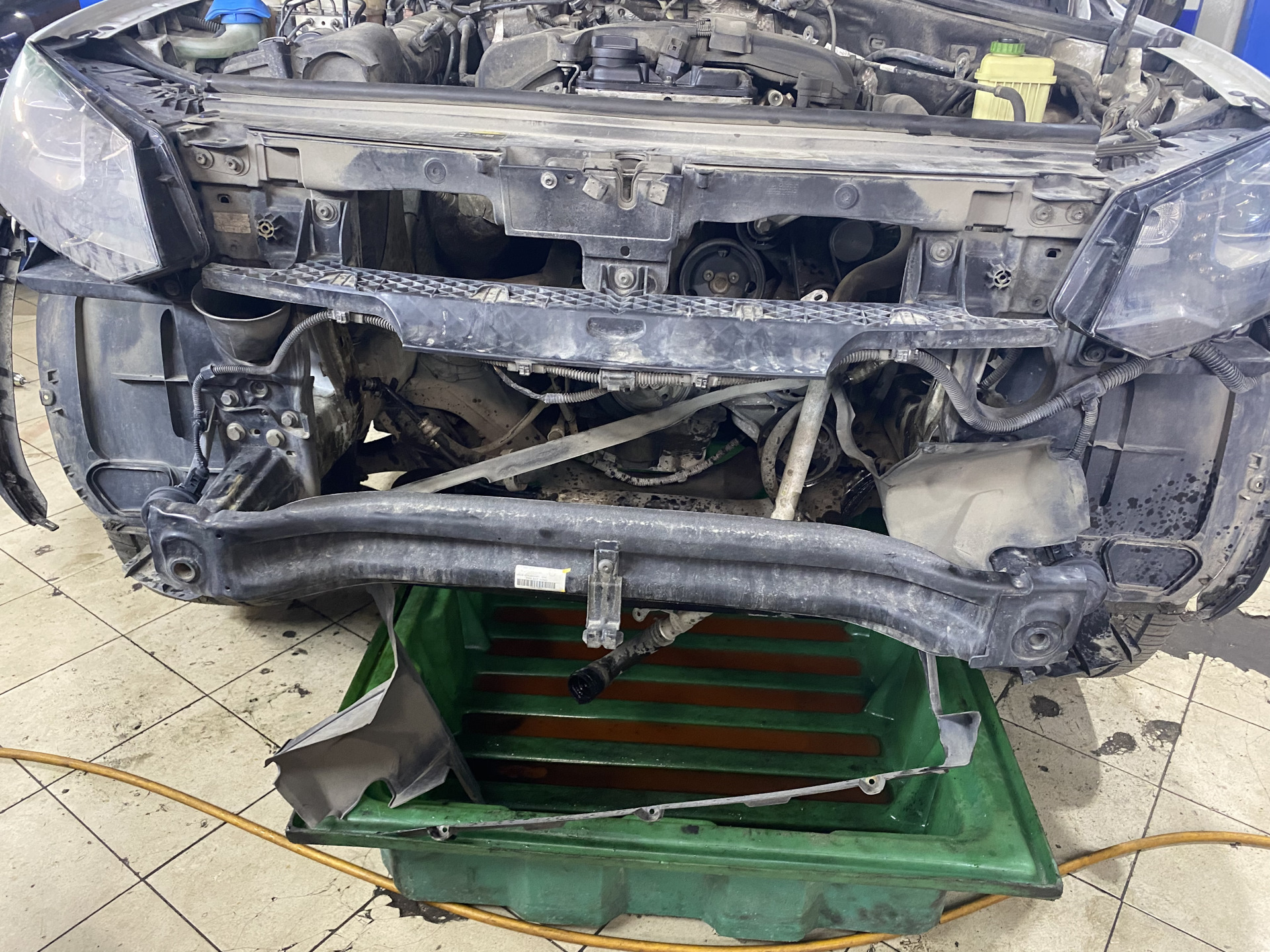 Очередное маленькое ТО — Volkswagen Touareg (2G), 3,6 л, 2013 года ...