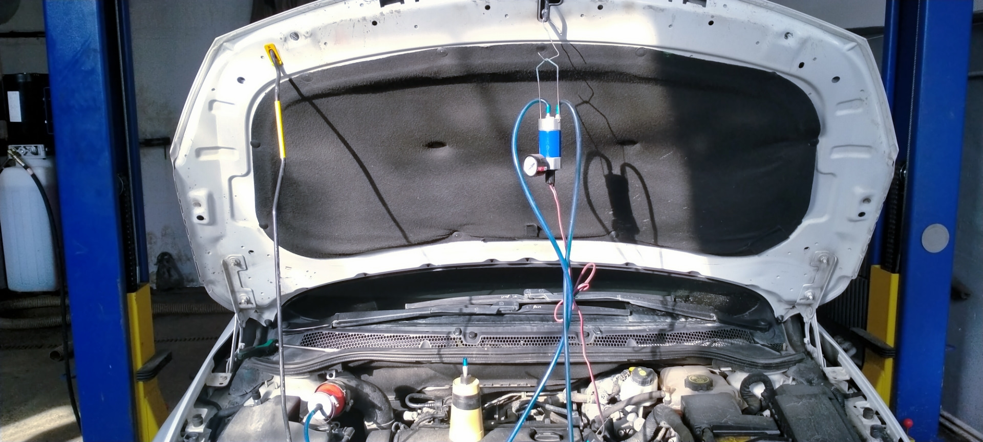79 Дымовая завеса. — Opel Astra J, 1,6 л, 2012 года | визит на сервис ...